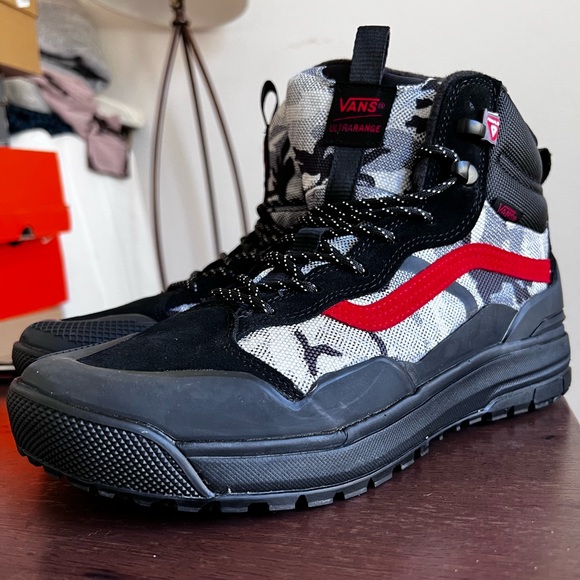 Vans | Shoes | Vans Ultrarange Exo Hi Mte Hiking Insulated Shoe Boot ...